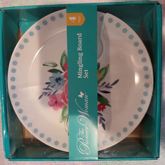The Pioneer Woman | Dining | The Pioneer Woman 4 Piece Mingling Board ...